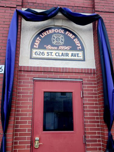 Ribbons honor late firefighter | News, Sports, Jobs - Morning Journal